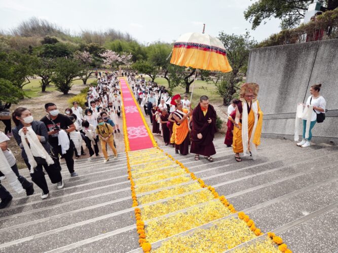 Empowerment and Dharma teachings at Karma Kagyu Monastery, Tainan - The ...