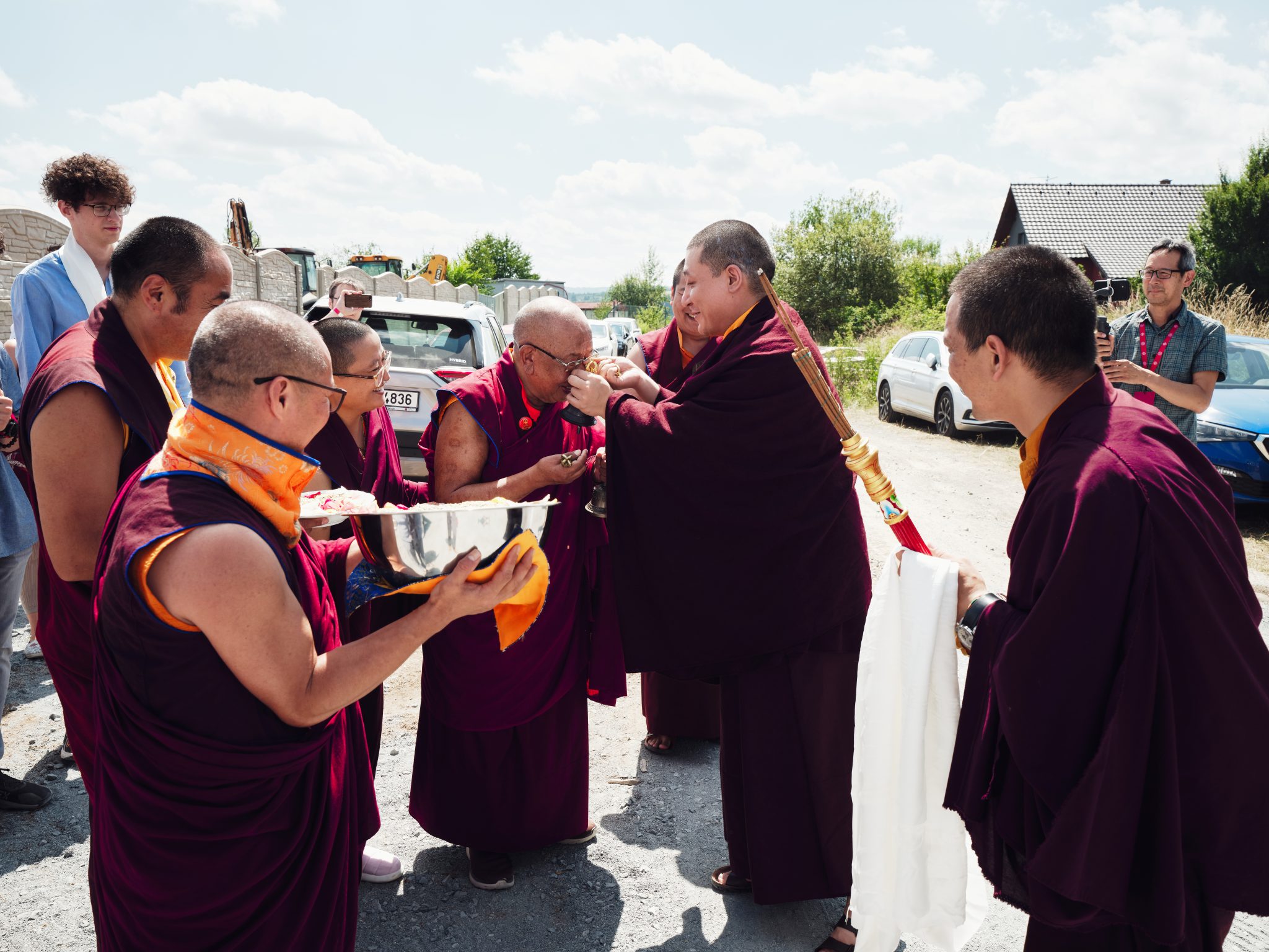 Karmapa's message on the Parinirvana of Maniwa Sherab Gyaltsen Rinpoche ...
