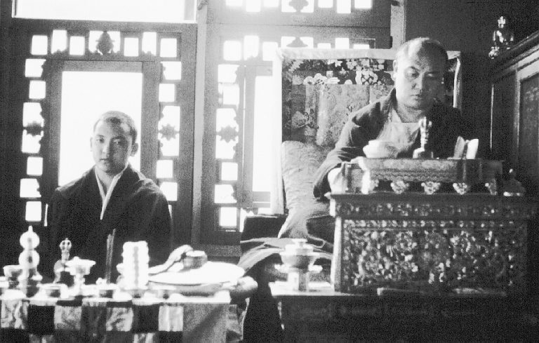 Rumtek monastery - The 17th Karmapa: Official website of Thaye Dorje ...